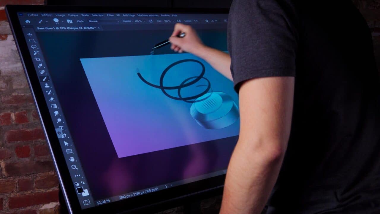 interactive display board : Screen, Solution & Software