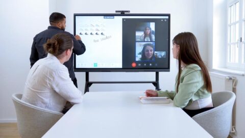 Découverte de l’écran de salle de réunion tactile - Speechi.com