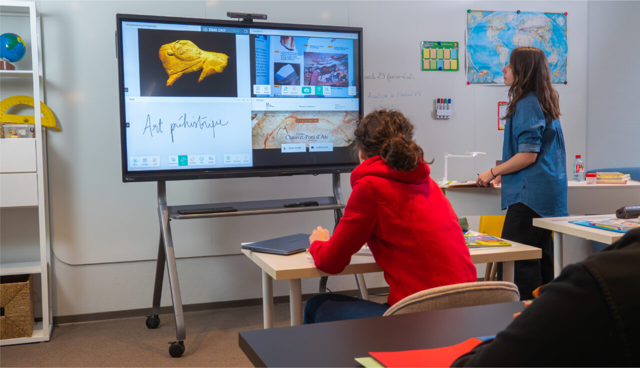 Interactive Display Mounts - Speechi.com