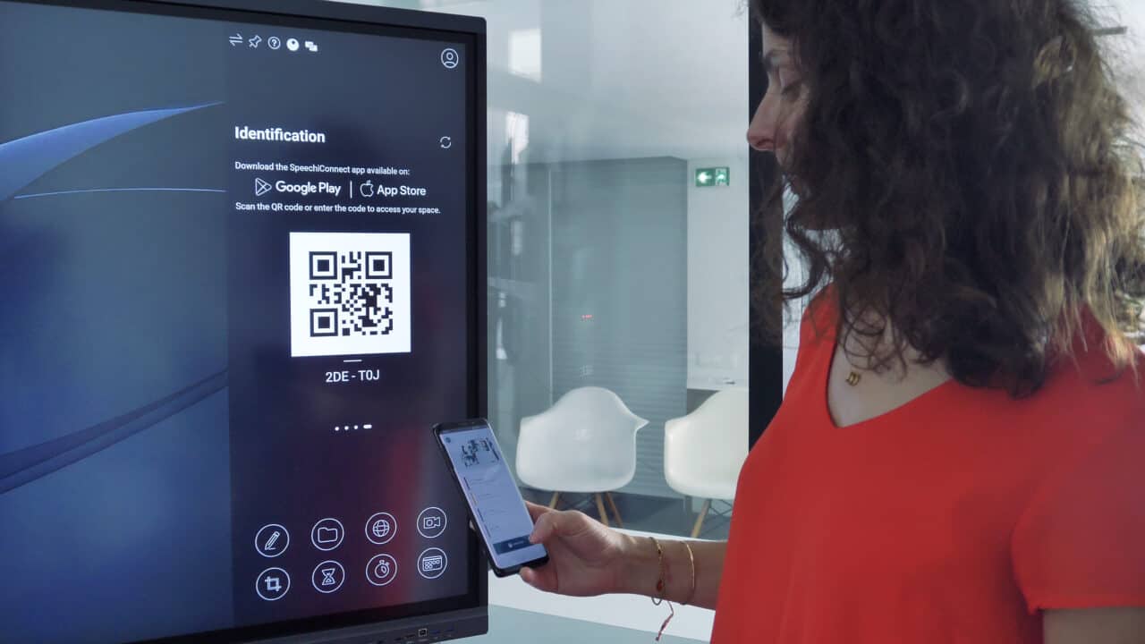 The best MDM tool for interactive screens ! - Speechi Connect